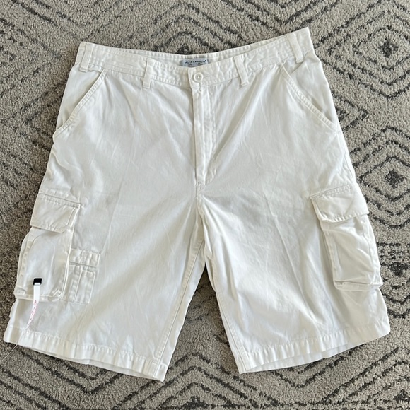 Alex Cannon | Shorts | Alex Cannon Mens Offwhite Cargo Short | Poshmark